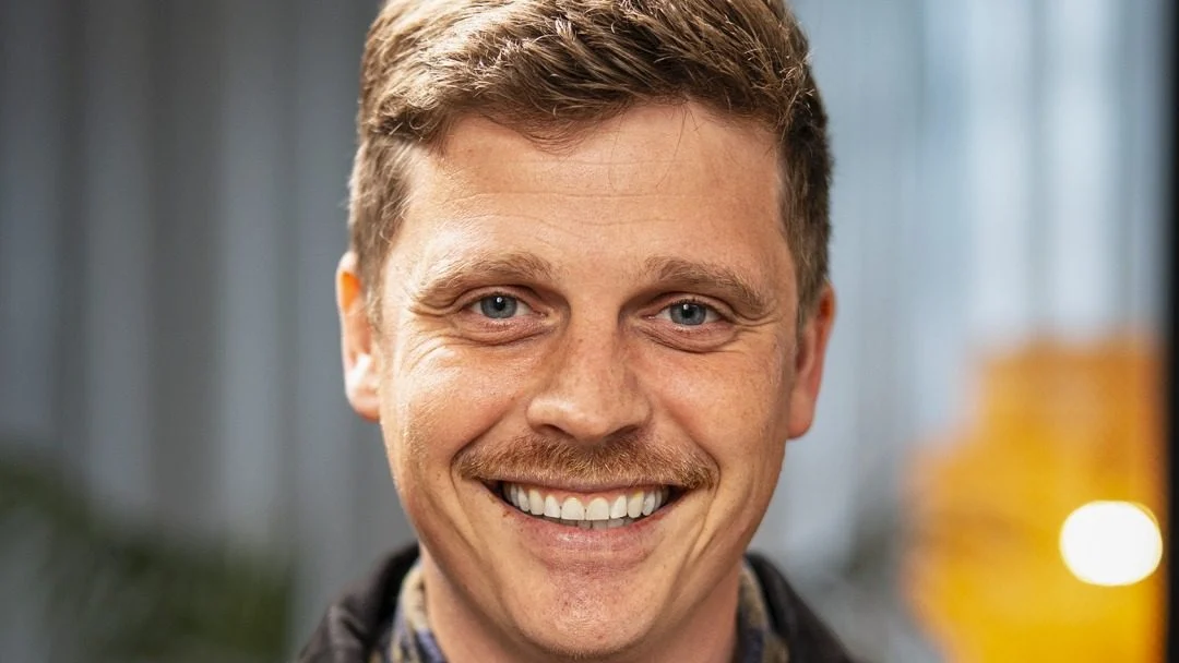 Stream Gift ved første blik 2025 på DR TV